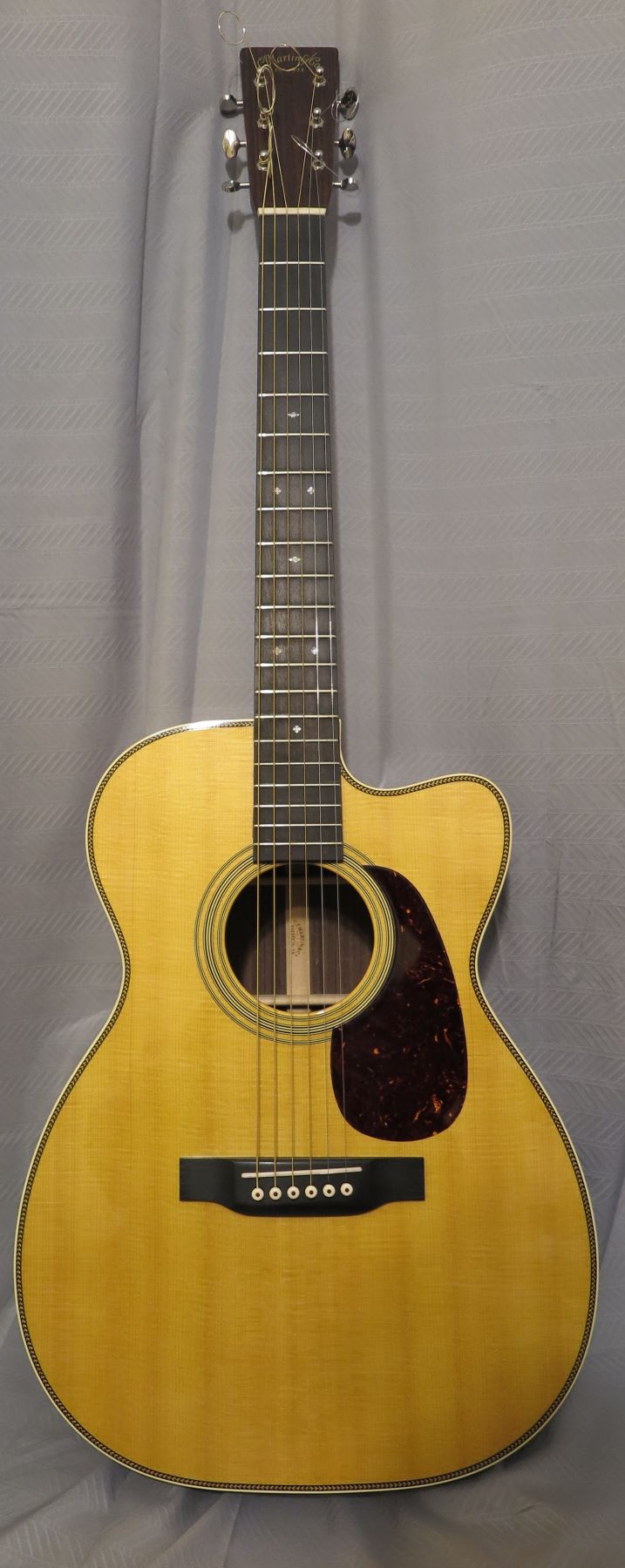 Martin 00-28 Custom Shop Deep Body